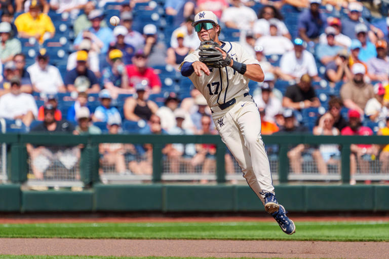 North Carolina vs West Virginia live stream: College World Series game ...