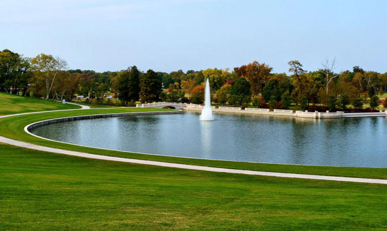 Nude man arrested at Art Hill for public indecency: Police