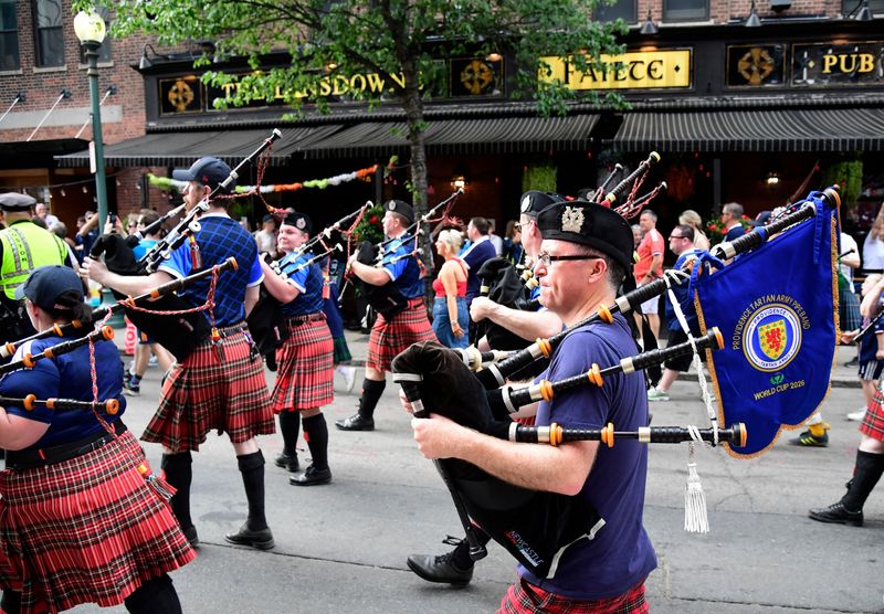 Soccer-unquenchable Scottish thirst for World Cup beer pushes Boston ...