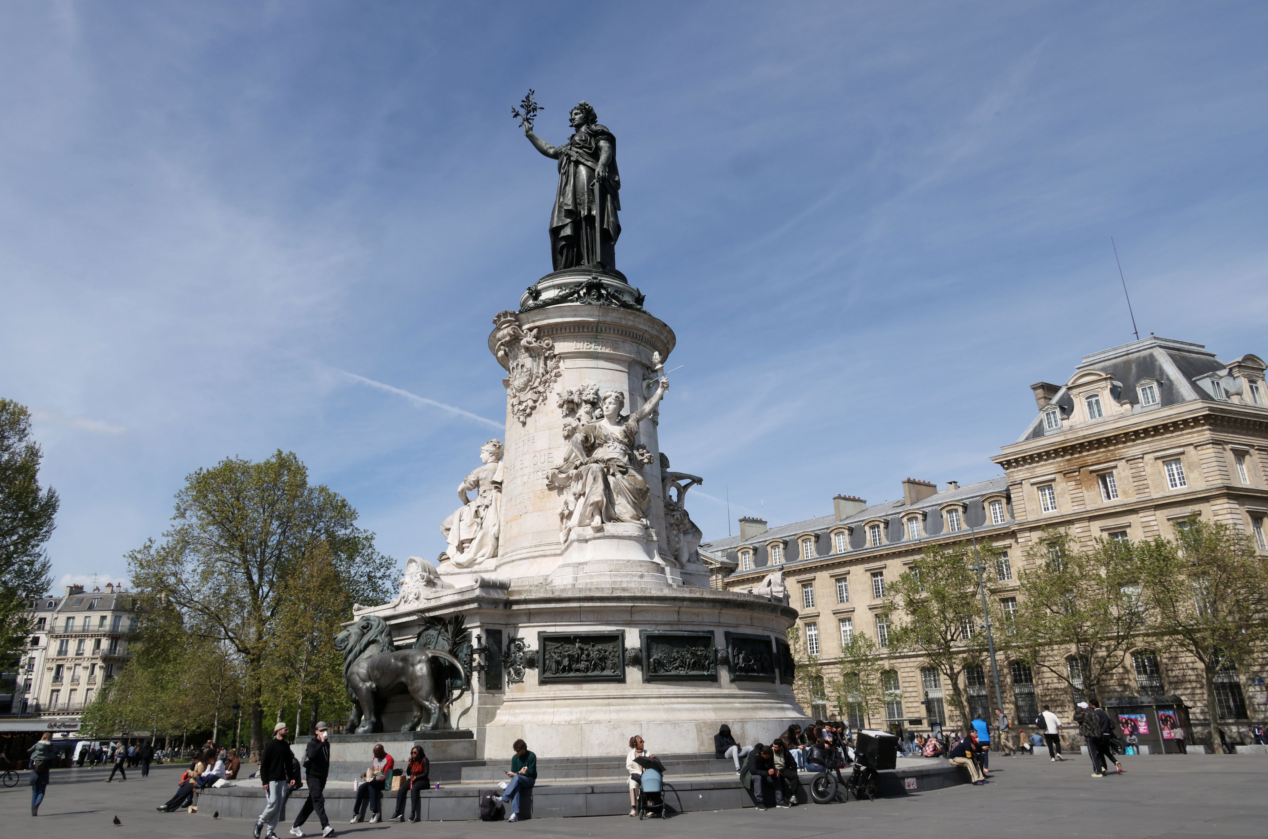 Fête de la musique : la préfecture de police interdit le concert prévu ...