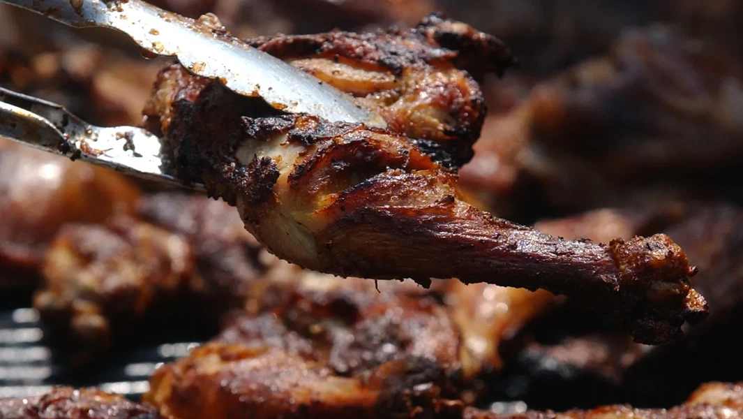 10 creative recipes for campfire cooking