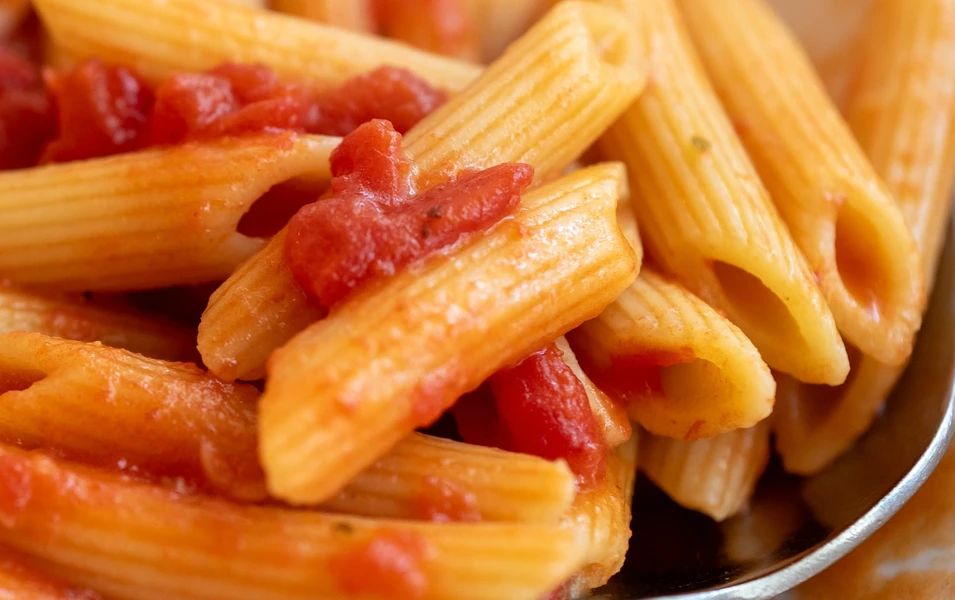 New pasta guides contrast sauces and spotlight chain favorites