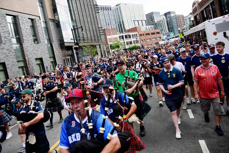 Soccer-unquenchable Scottish thirst for World Cup beer pushes Boston ...