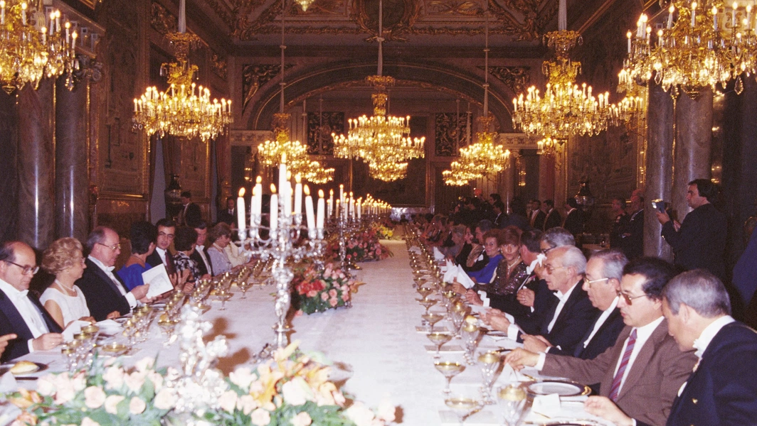 Royal dining traditions through history