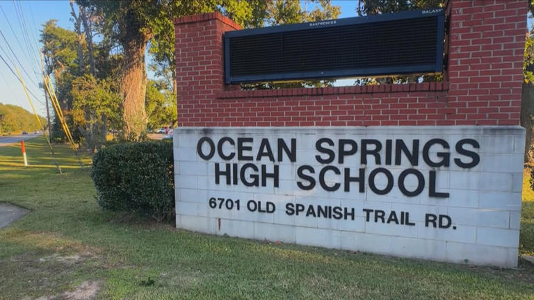 Ocean Springs High School earns Military Star designation