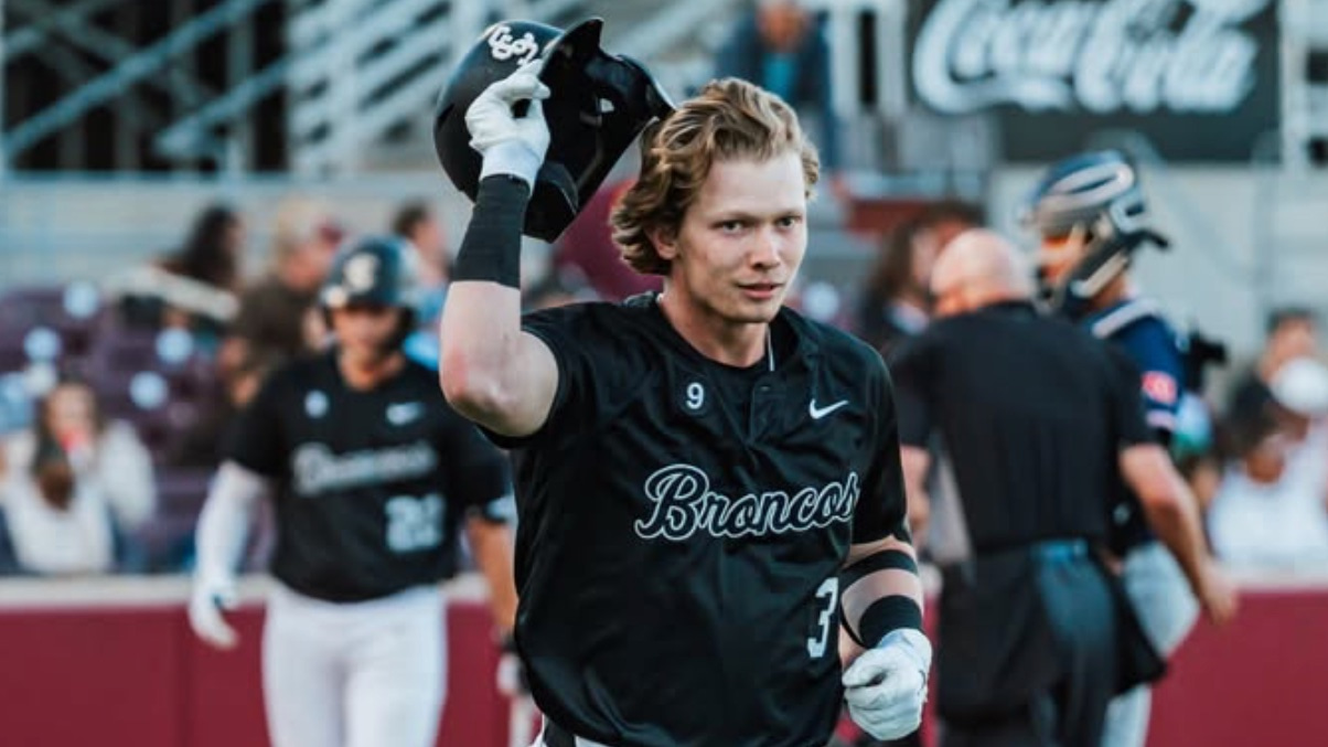All-WCC infielder commits to Arkansas