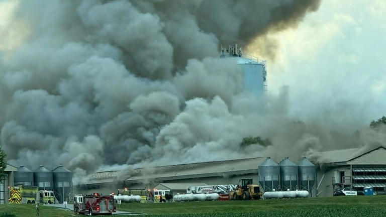 Crews respond to large fire at chicken house in Lancaster County ...