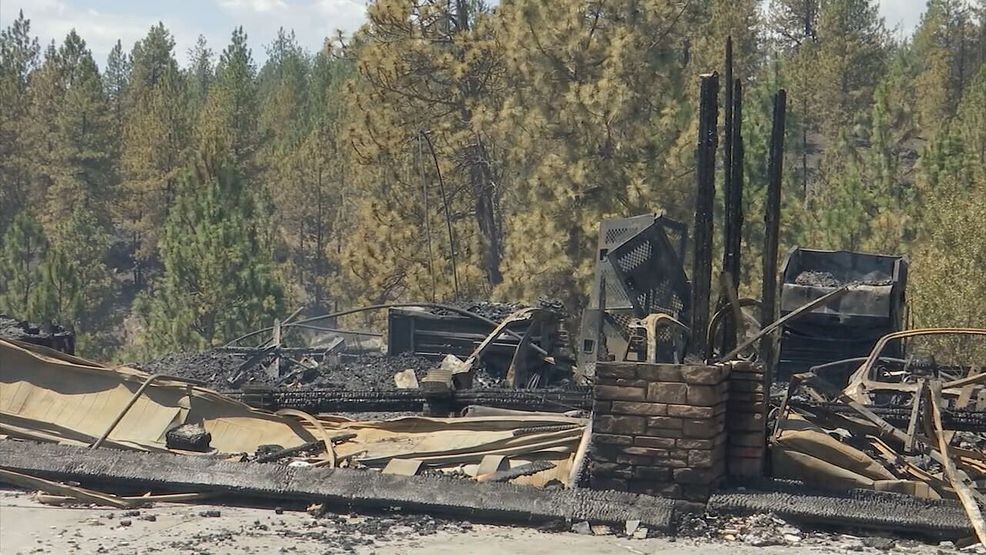 What makes some Oregon communities more vulnerable to wildfires?