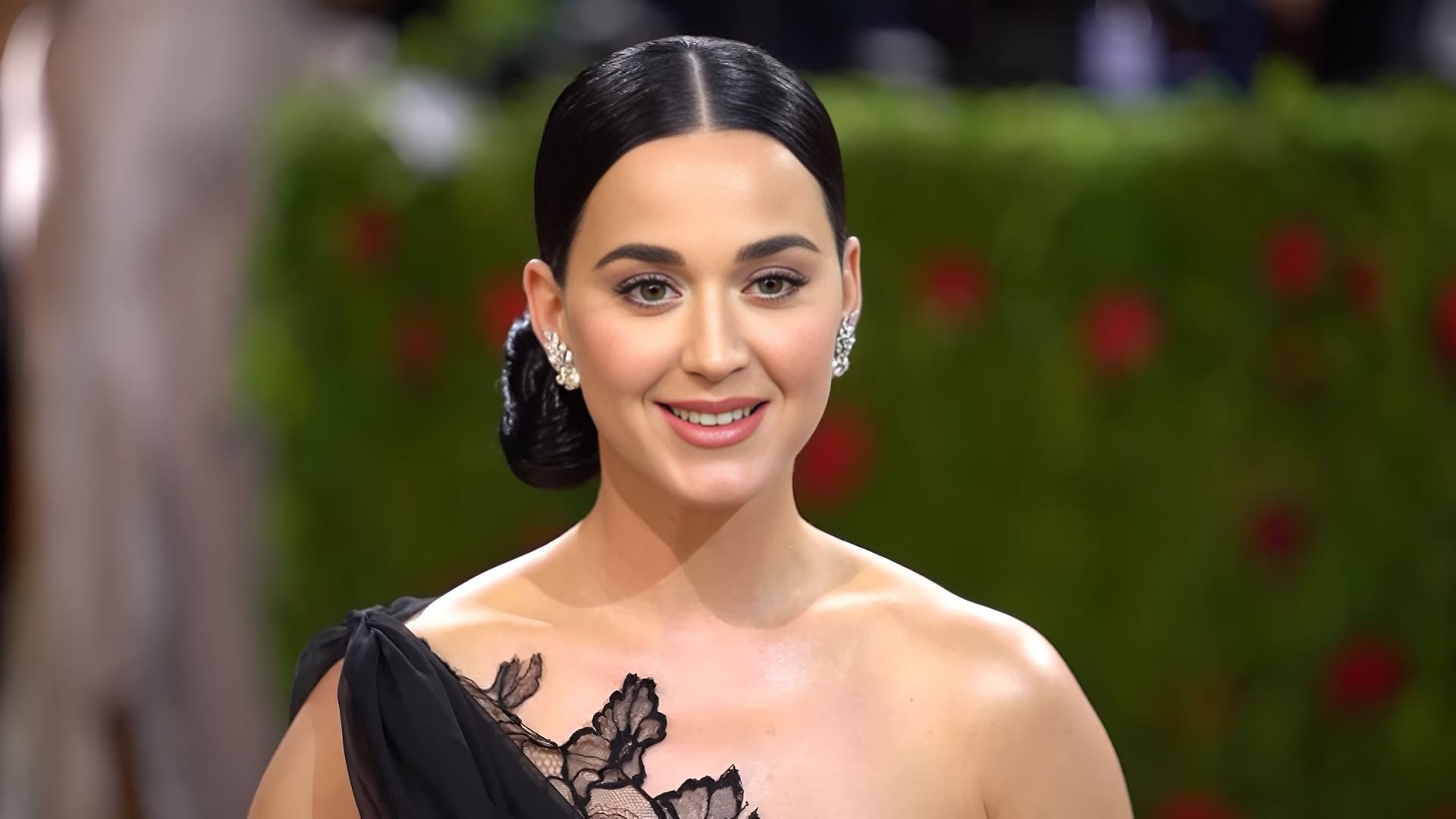 Katy Perry reveals tour injuries from her 'Lifetimes World Tour'