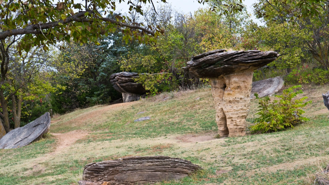 Geology and history of Mushroom Rock State Park