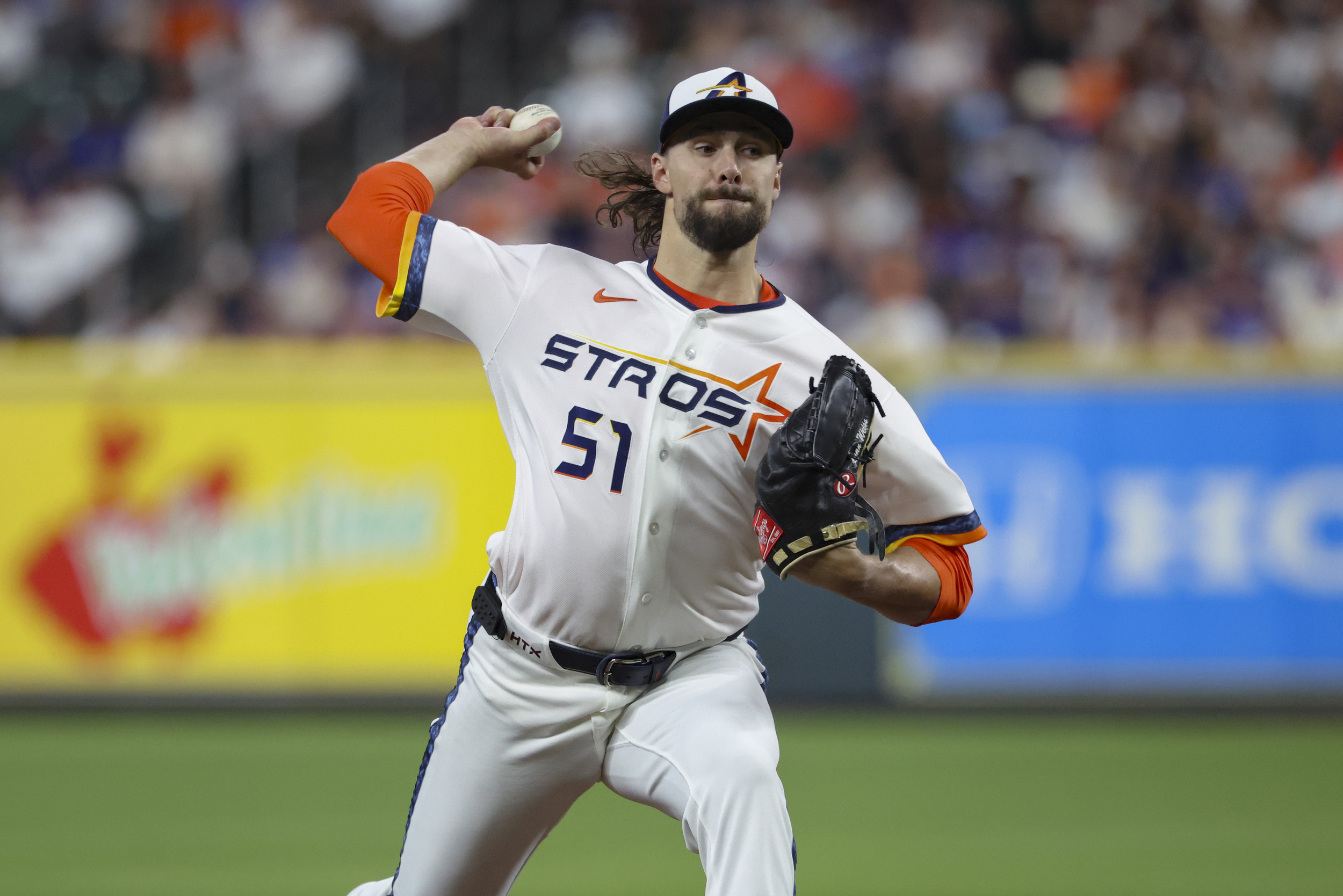 Astros outright Ryan Weiss