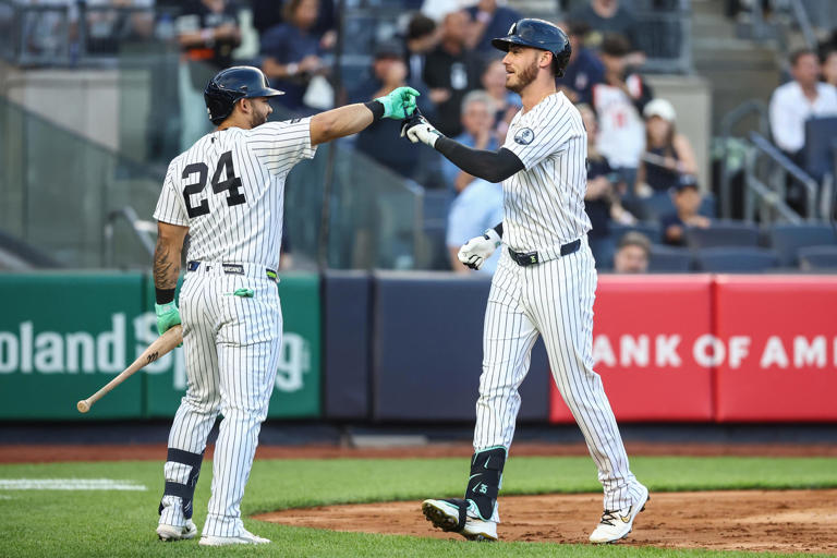Knicks Brunson, Hart let the ball fly and Yankees roll past White Sox