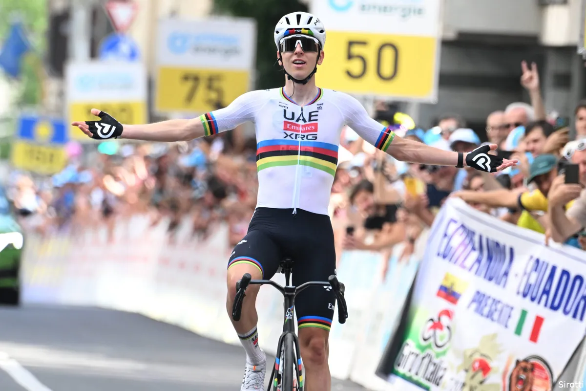 Pogacar en UAE lachen, maar rest van het peloton moet toch ook in de ...