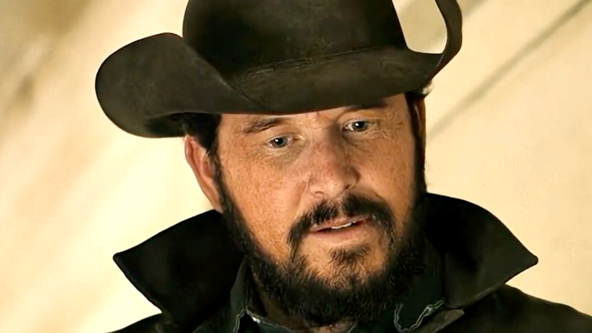 Rip makes a cowboy out of Carter on Yellowstone