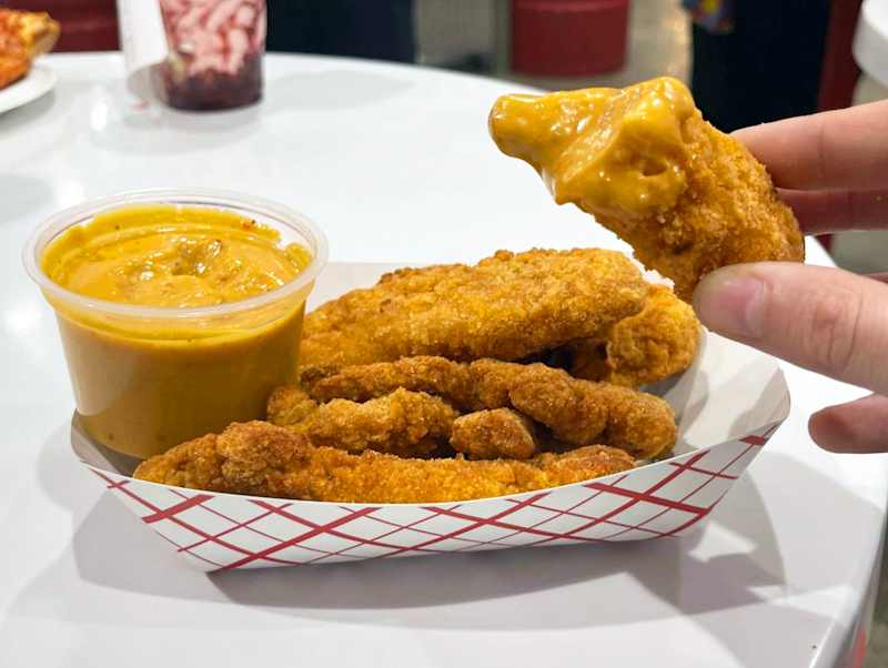 I tried Costco's new food court chicken tenders, and it's the best $7 I ...