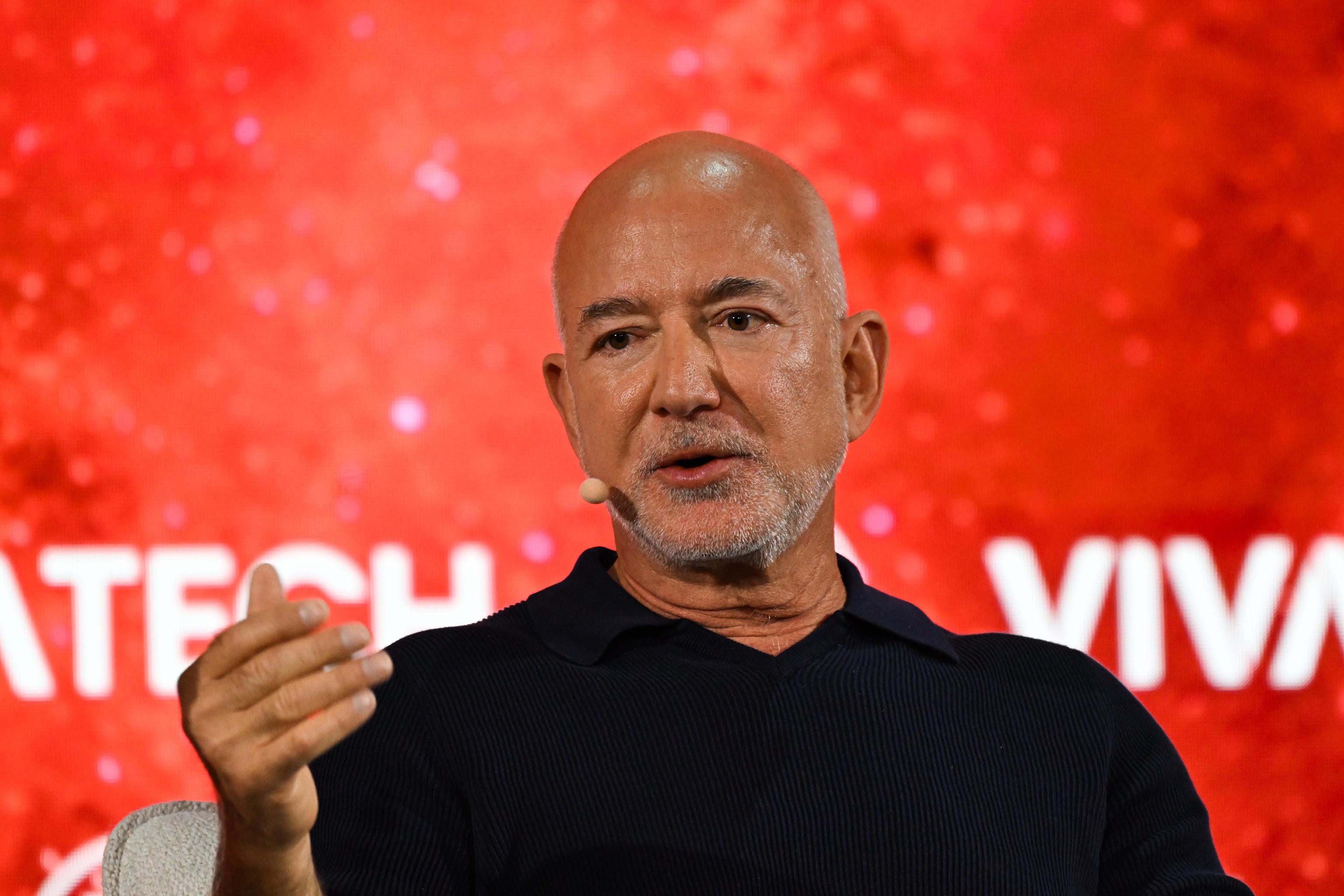 Jeff Bezos denies that AI will destroy jobs: "On the contrary, it will ...