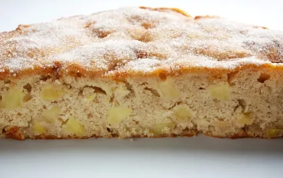 French apple cake that melts hearts