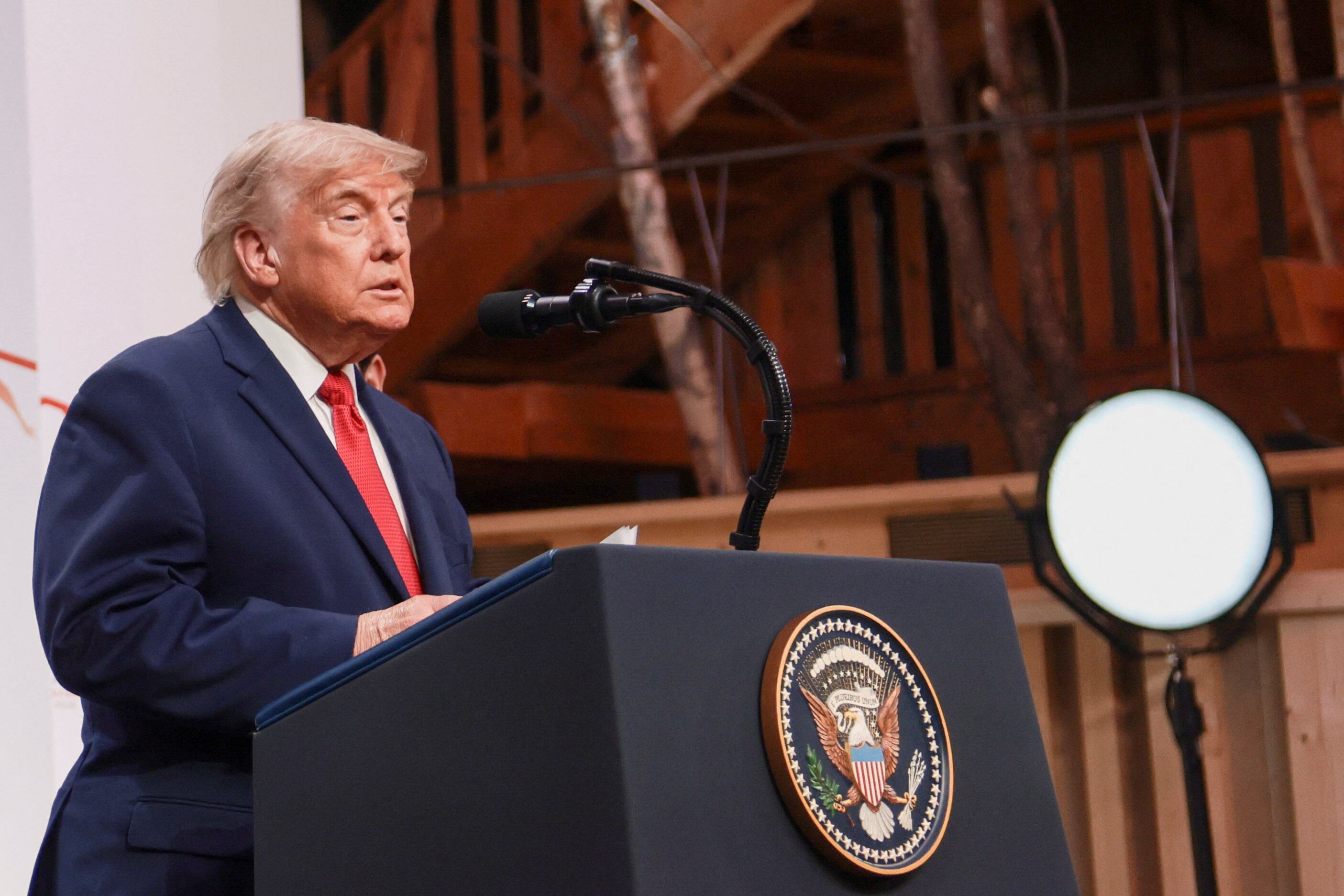 Trump throws Vance under the bus over fragile peace deal