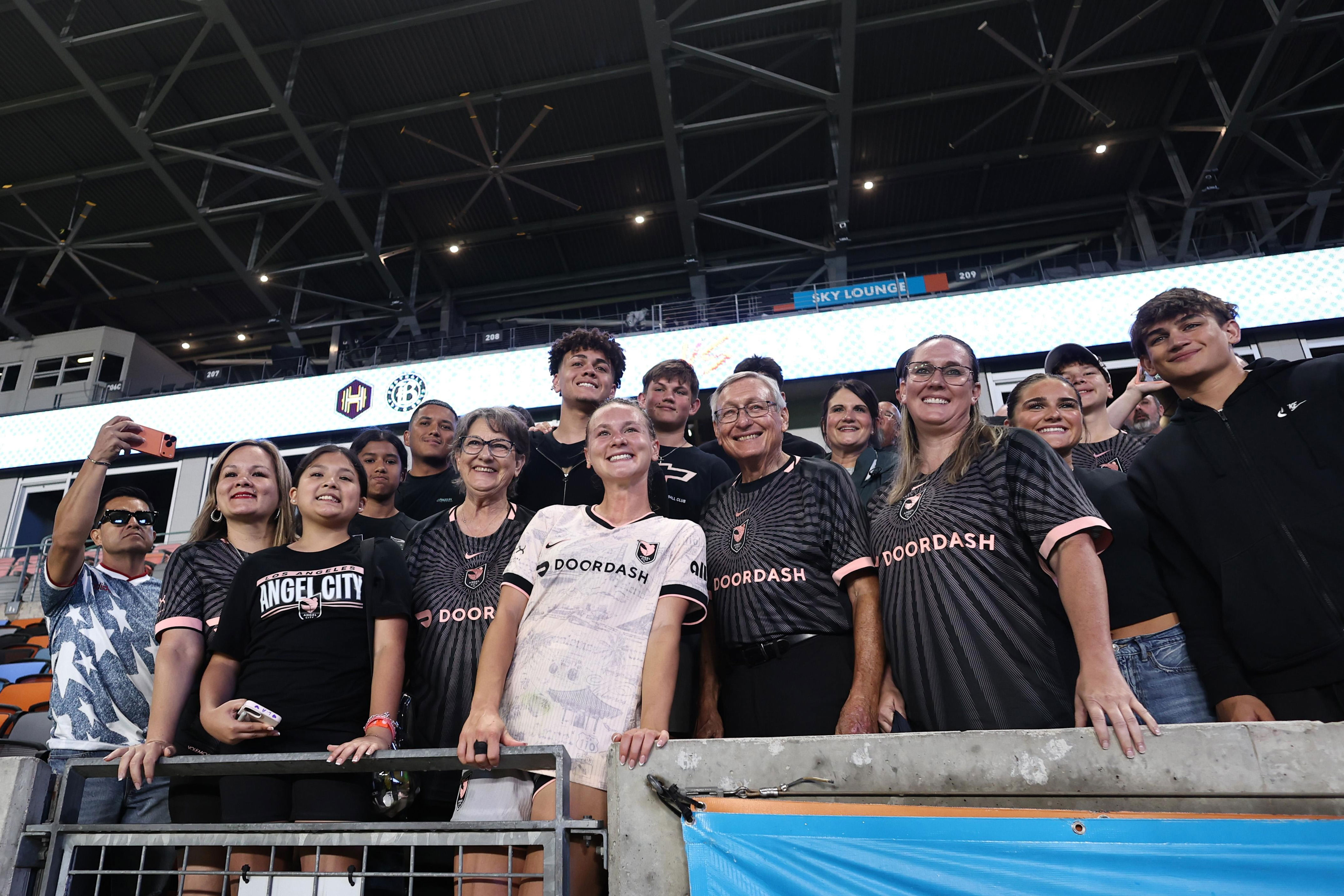 NWSL trade alert: Angel City midfielder Kennedy Fuller traded to Bay FC