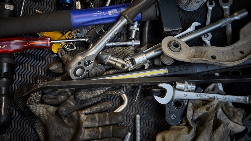 6 essential tools for home mechanics