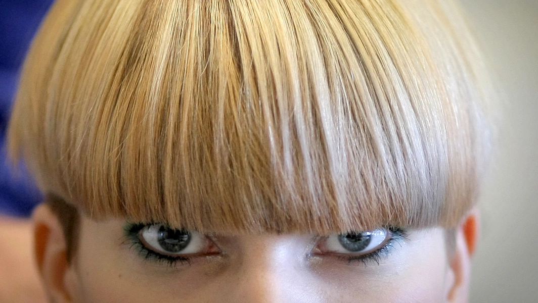 13 hairstyles that flatter round face shapes