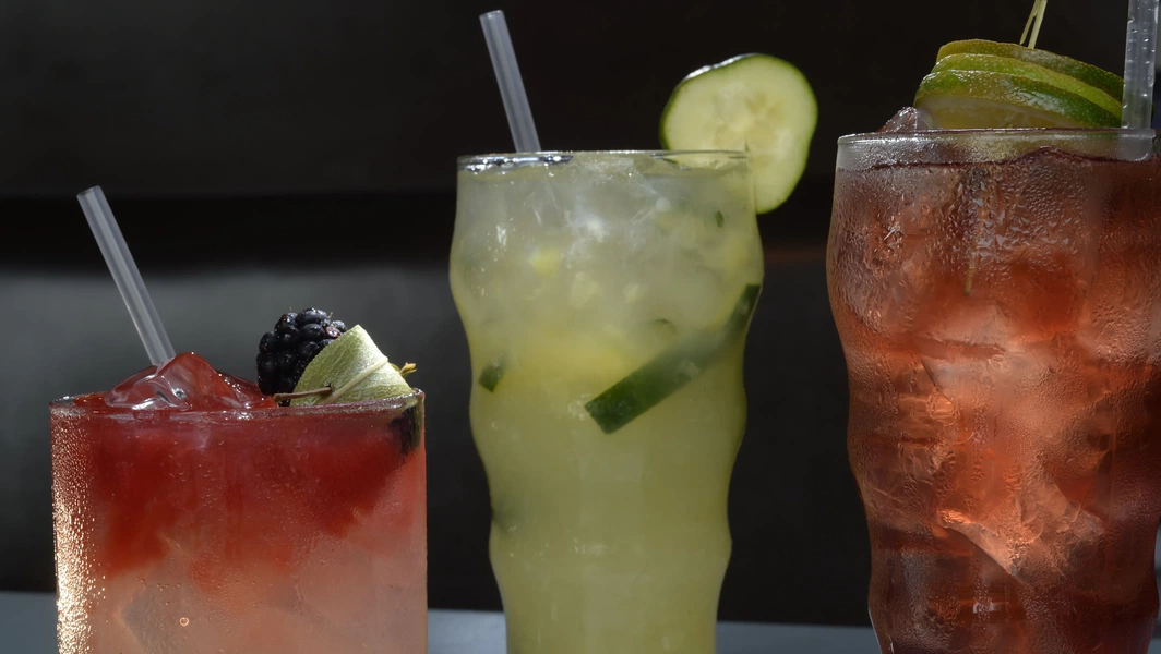 10 refreshing non-alcoholic drinks for any occasion