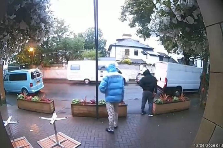 Hooded figures turn up with drill at Cardiff pub before brazen daylight ...