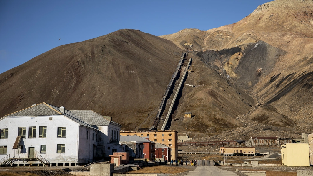 Abandoned settlements of the Arctic