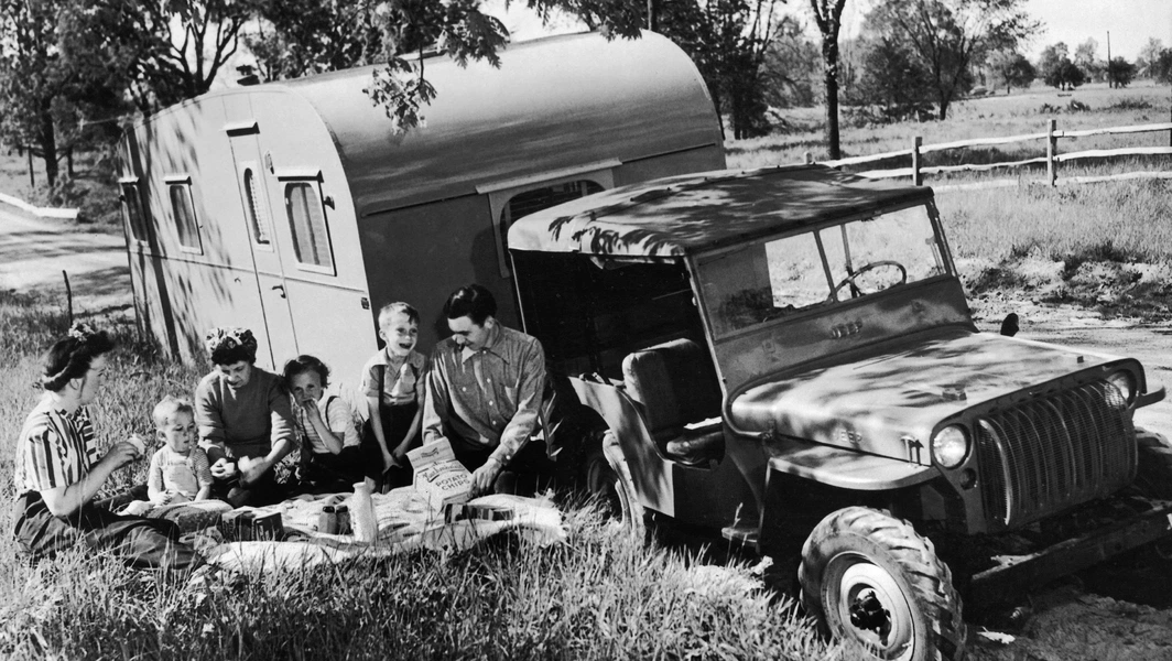 9 iconic American cars from the 1940s and 1950s