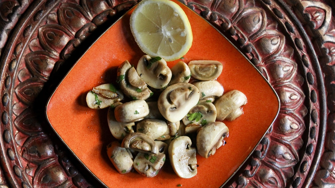 11 flavorful meatless mushroom recipes