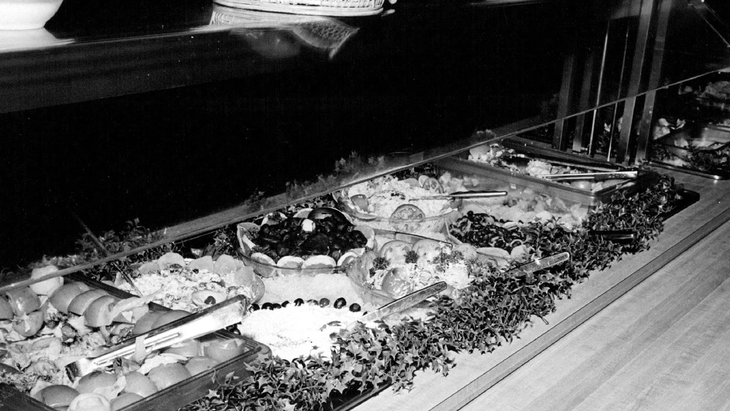 Golden Corral’s history, menu, and modern growth
