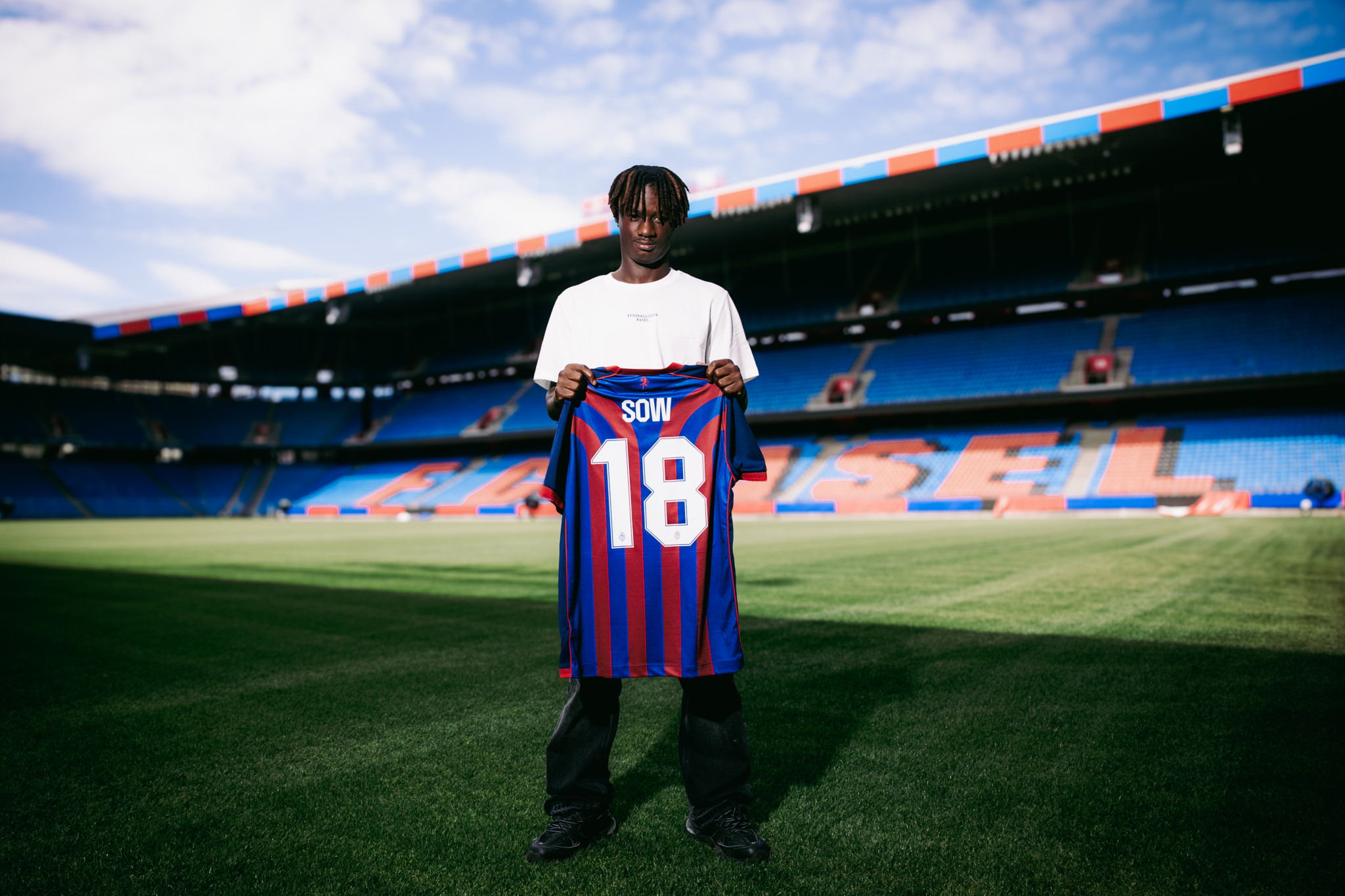 Der FC Basel verpflichtet Flügelspieler Asane Sow