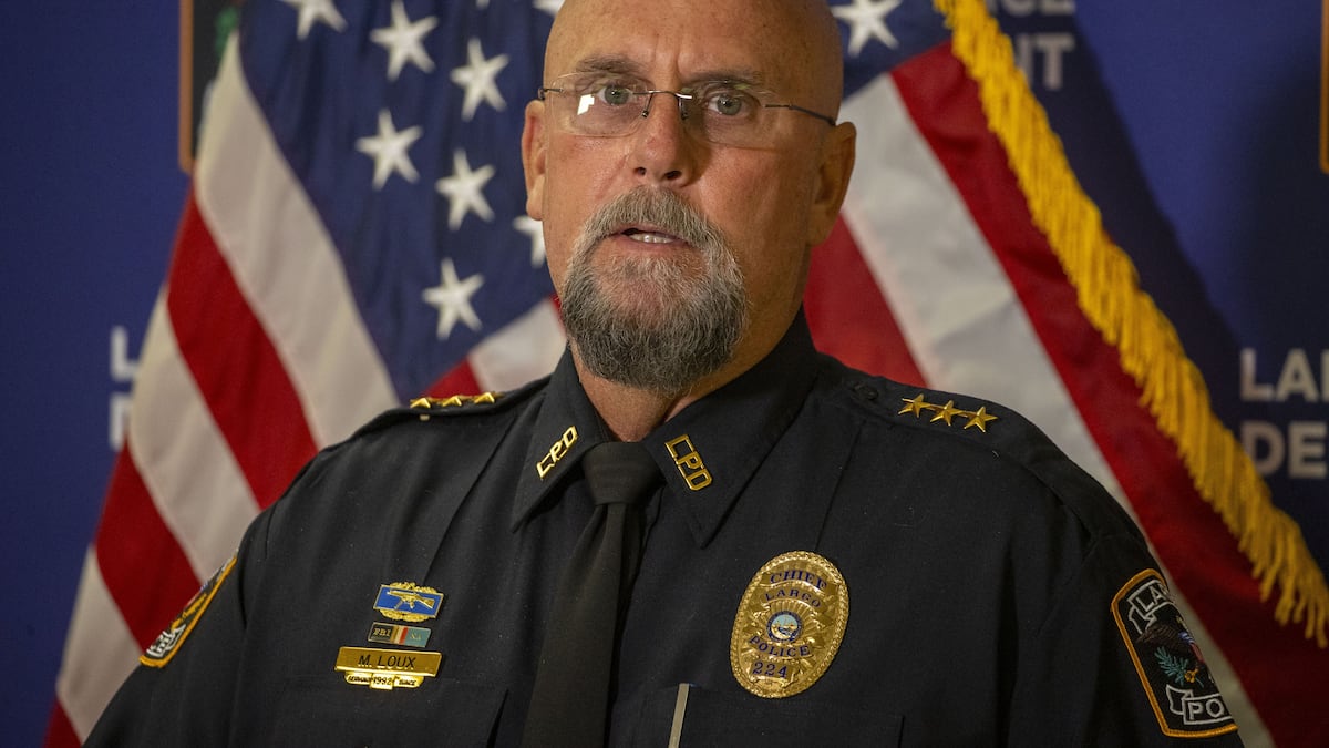 Largo police chief to retire in January
