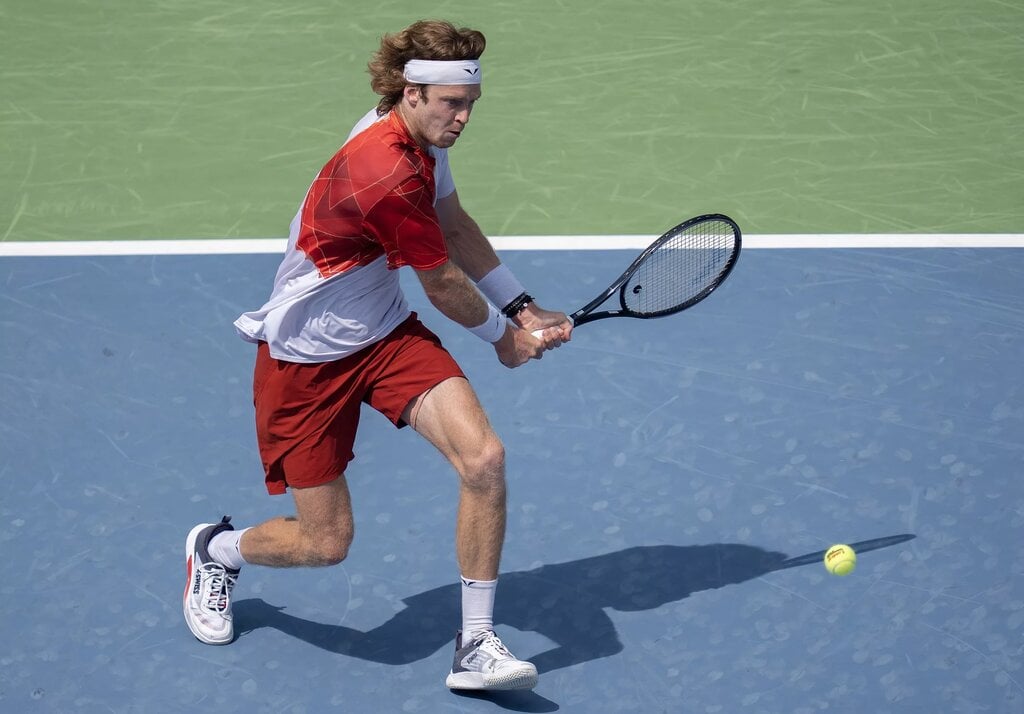 Why big servers keep beating Andrey Rublev