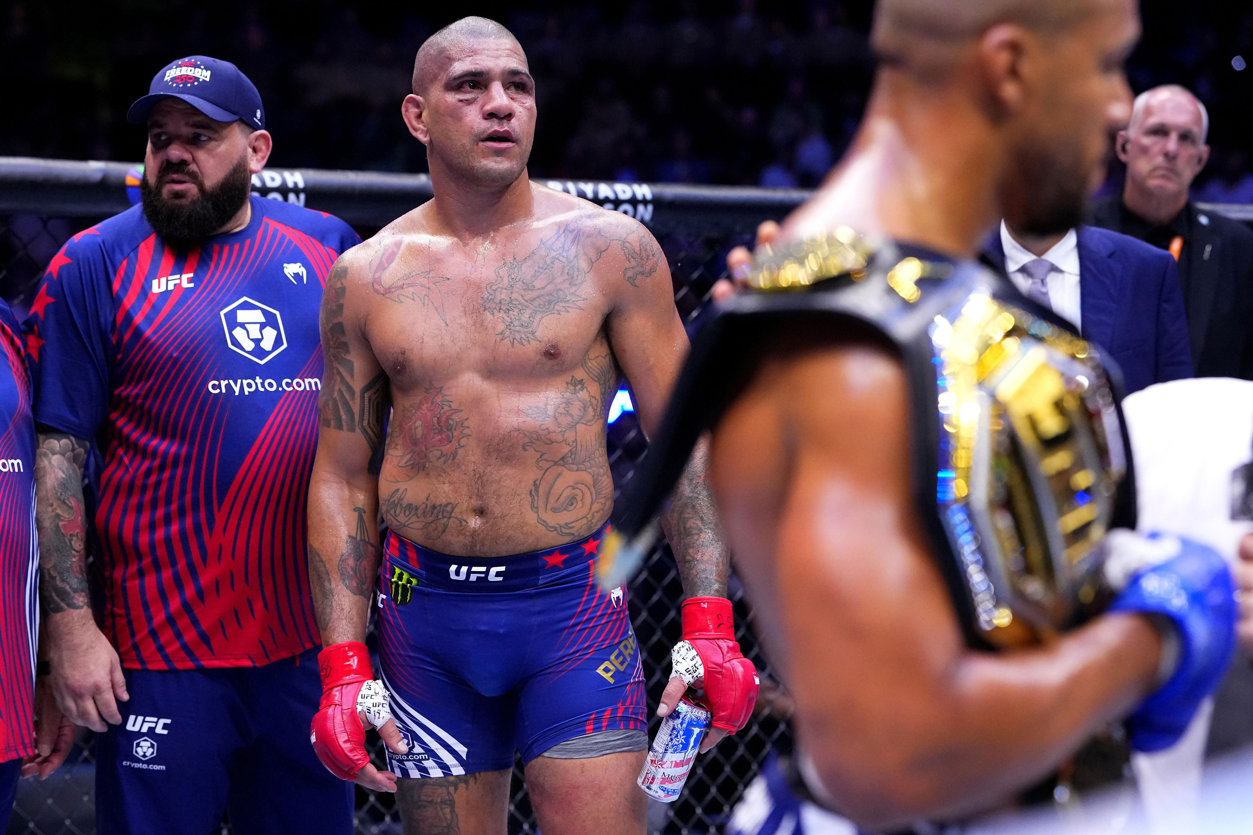Alex Pereira staying at heavyweight after UFC White House loss, claims ...