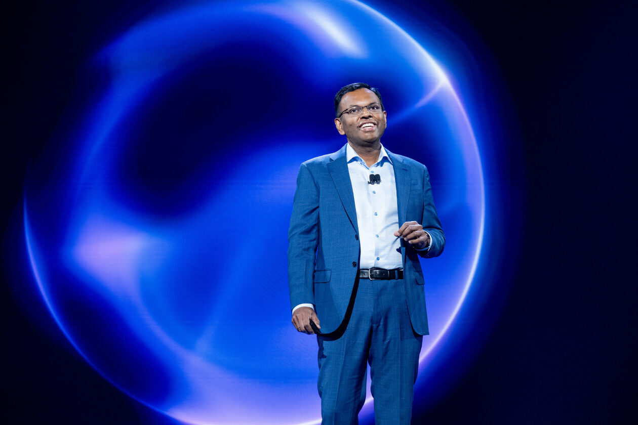 Amazon unveils new AI agents, trying to thread the needle between ...