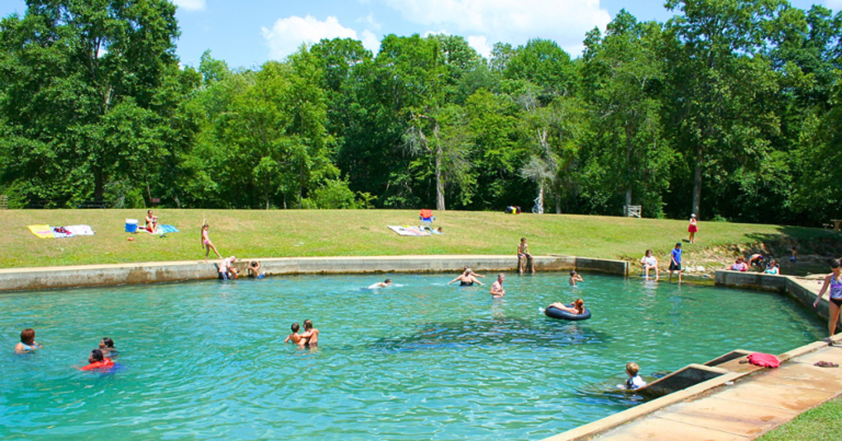 Locals can't stop visiting this crystal-clear Alabama swimming spot
