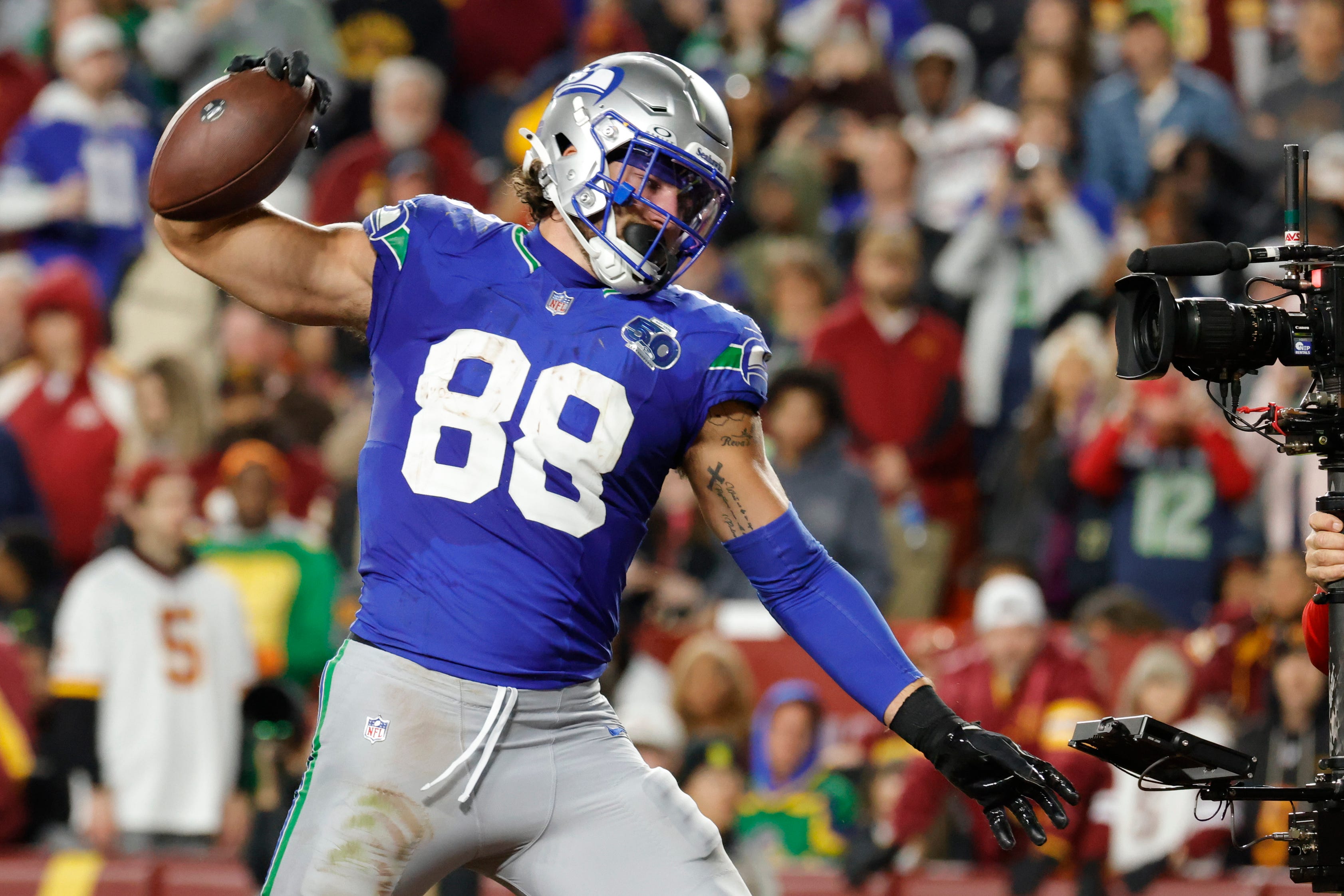 What are realistic expectations for Seahawks TE AJ Barner this season?