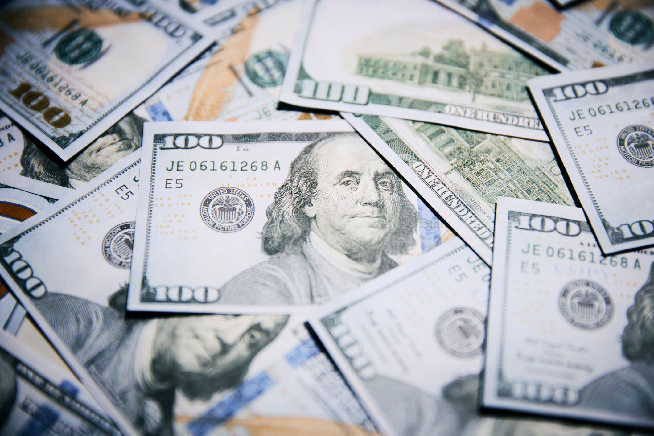Here's how much interest a $35,000 money market account can earn now