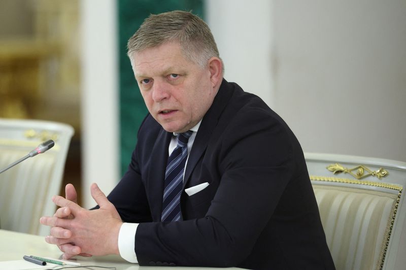 Slovak government to face confidence vote as debt hits limits