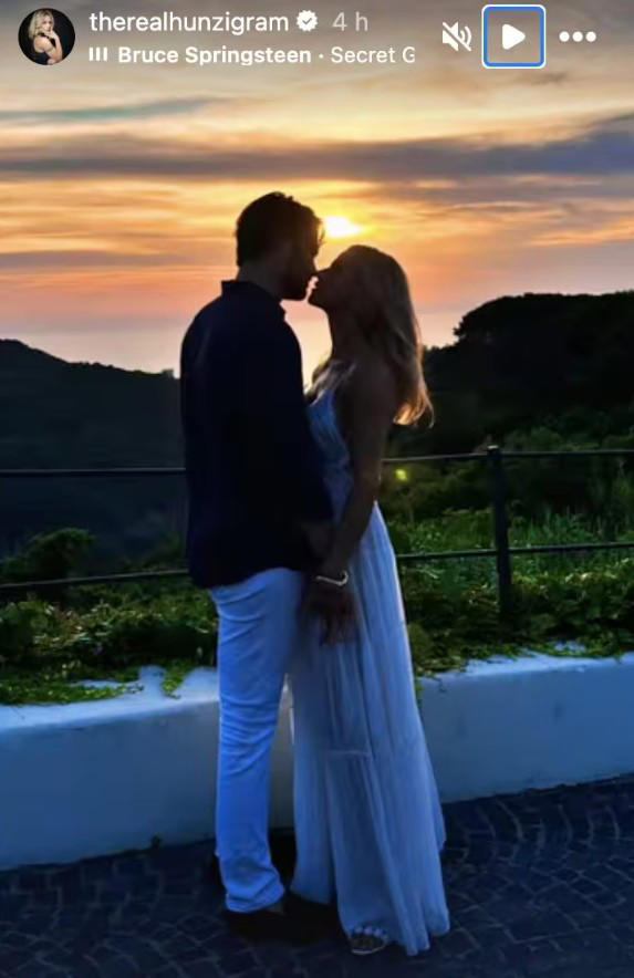 Michelle Hunziker e Giulio Berruti: lo scatto social che conferma il ...