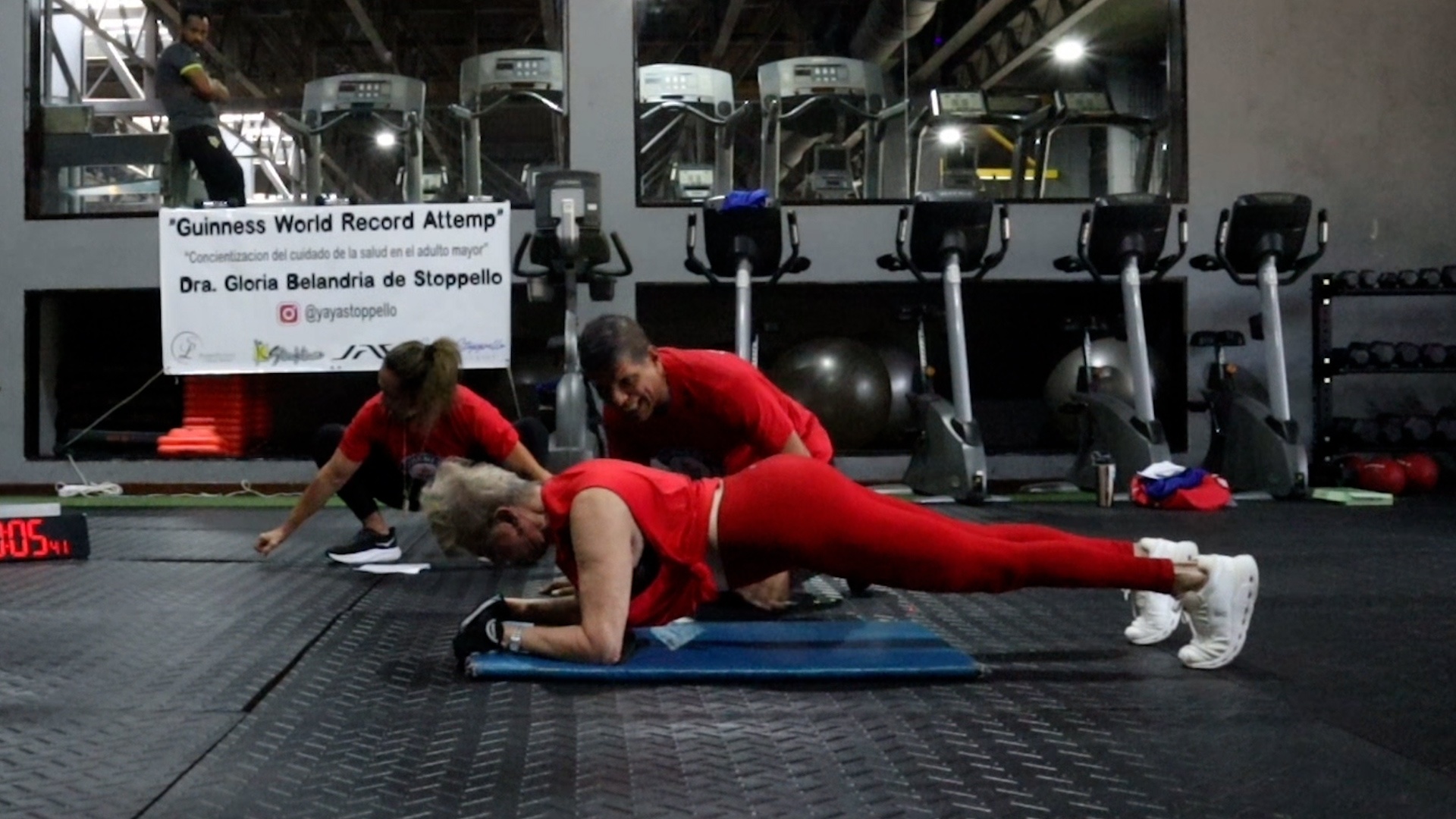 Oldest person to perform a plank (female) - 86 years and 162 days old ...