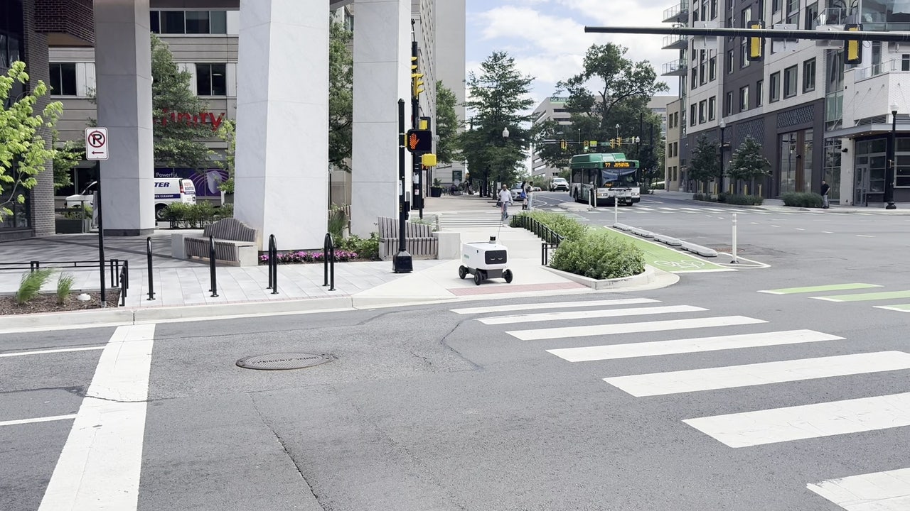 Autonomous food delivery robots come to Arlington
