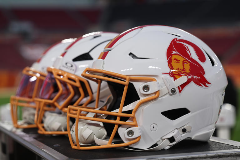 Bucs mini-camp insider 6-17: One final practice before summer break