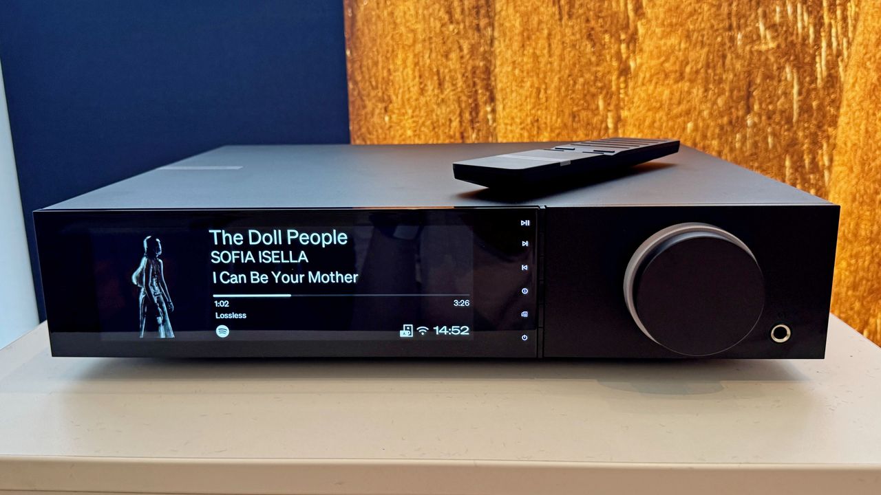 I listened to Cambridge's new Evo 300 streaming amp, and it raises the ...
