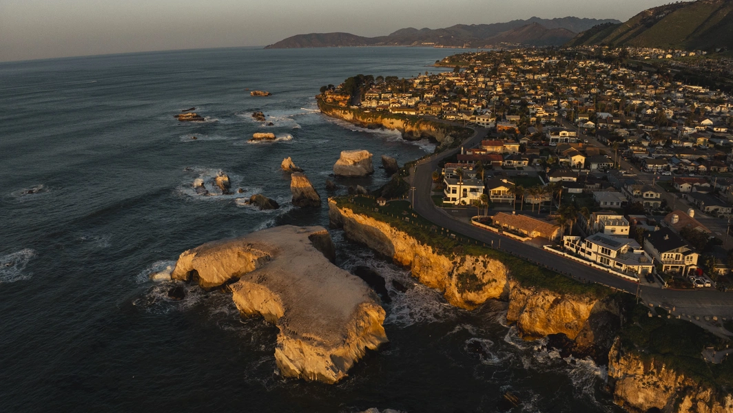 15 charming West Coast small towns to explore