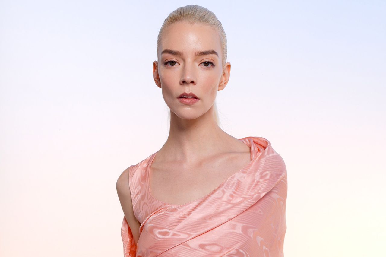 Anya Taylor-Joy says it's difficult to talk honestly about working with ...