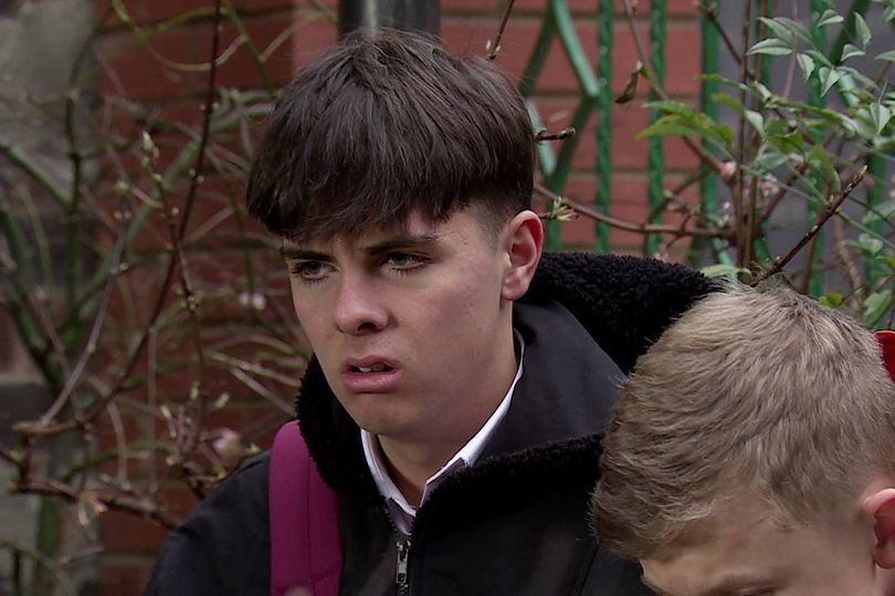 Corrie's Mason star Luca Toolan now from famous dad to 'crumbling ...