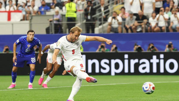 WM live! Wildes Topspiel mit zwei Kane-Toren: 2:2 bei England gegen ...