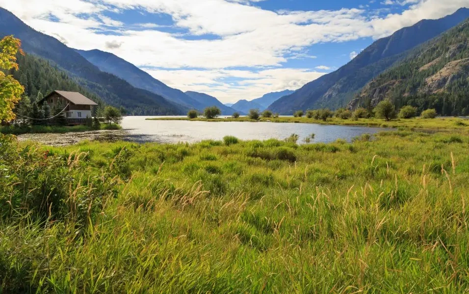 Lake Chelan adventures for wine and nature lovers